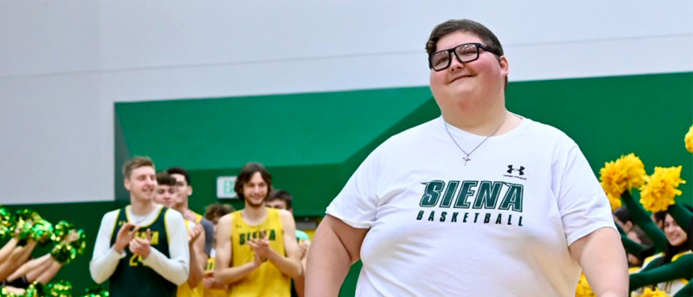 Basketball Family in Mourning | Siena University